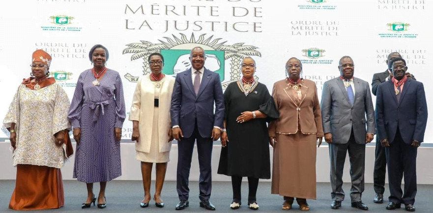 Le Garde des Sceaux, ministre de la Justice et des Droits de l’homme ...