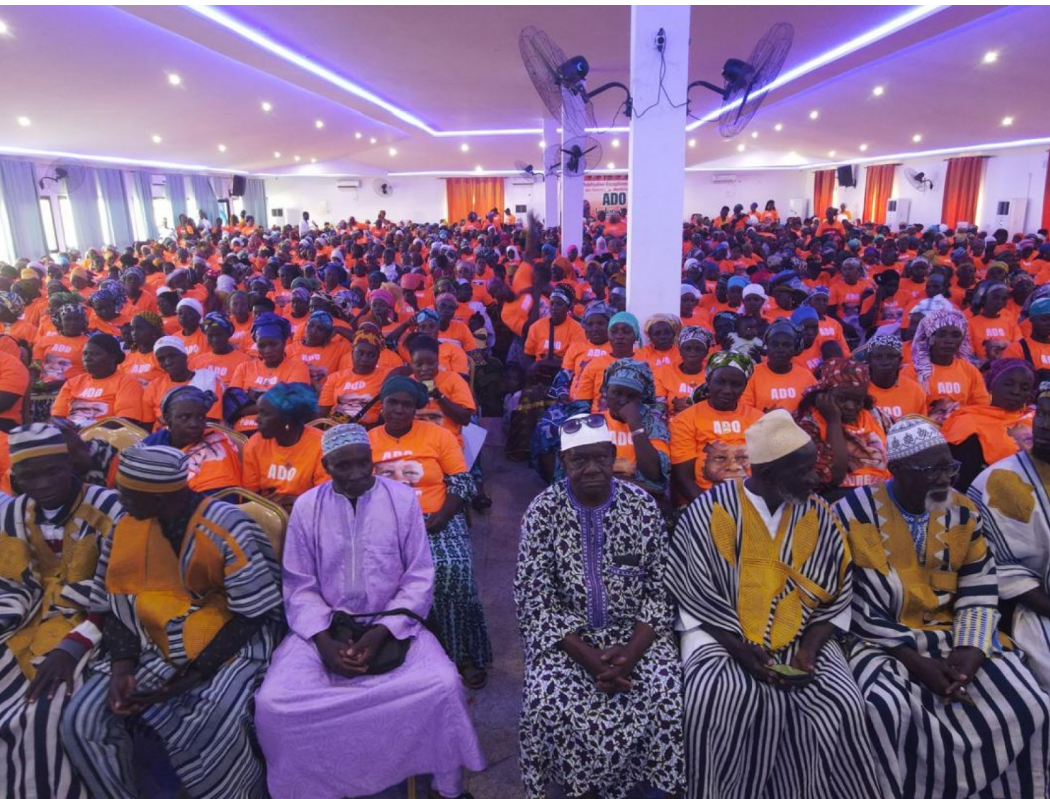 Mankono se lève pour SEM Alassane Ouattara : 2000 femmes et chefs ...